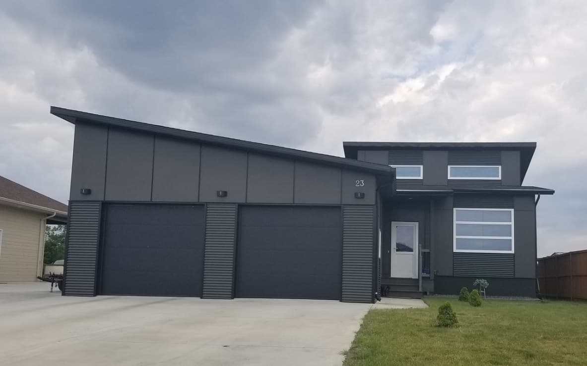 This picture illustrates how white windows and doors can highlight ...