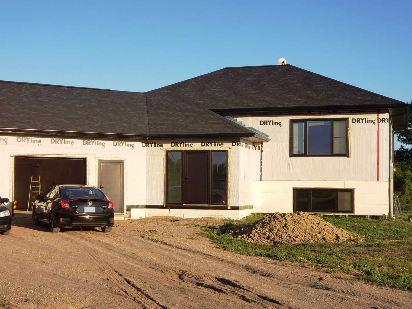 Black Windows, European Quality and Excellent Prices